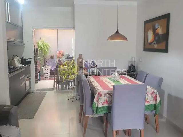 Casa / Sobrado para Venda em Joinville/SC Floresta 2 Quartos