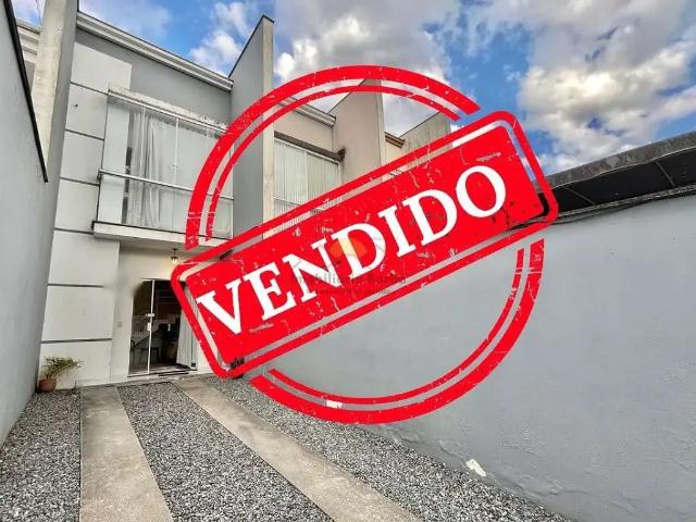 Casa / Sobrado para Venda em Joinville/SC Floresta 2 Quartos