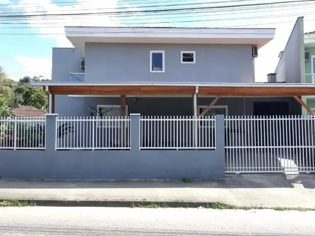Casa / Sobrado para Venda em Joinville/SC Floresta 2 Quartos