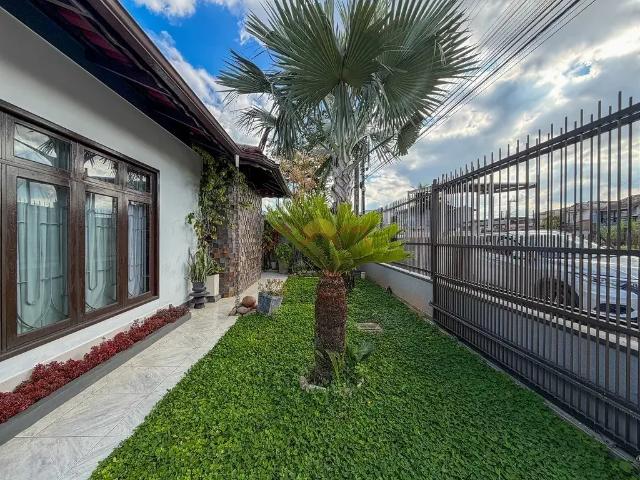 Casa / Sobrado para Venda em Joinville/SC Floresta 2 Quartos