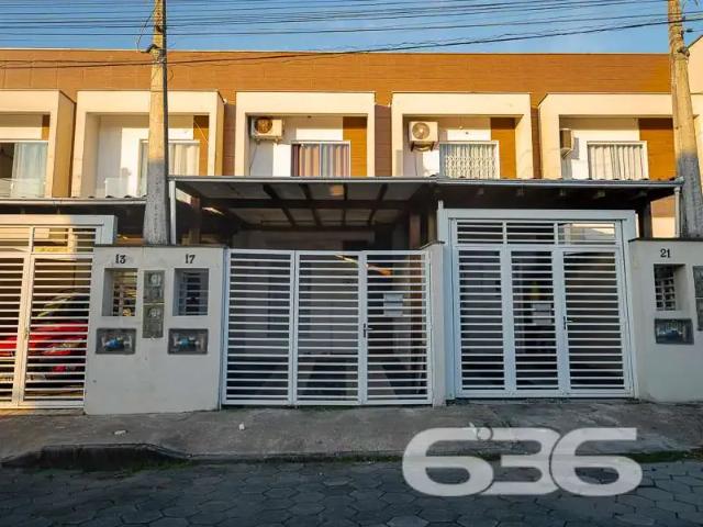 Casa / Sobrado para Venda em Joinville/SC Floresta 2 Quartos