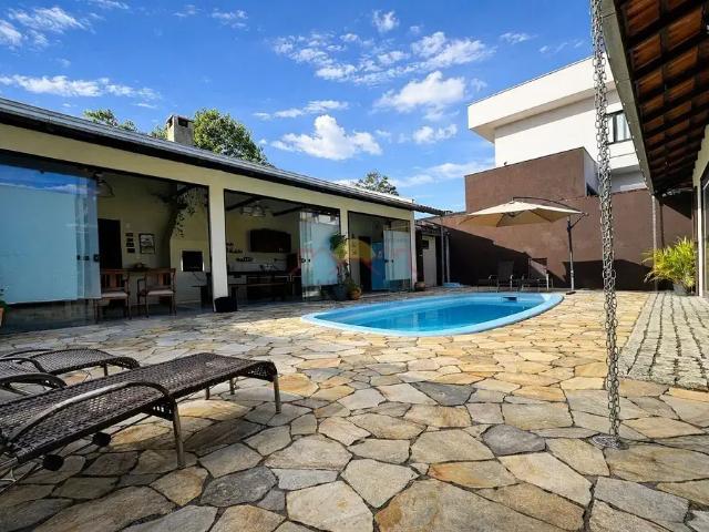 Casa / Sobrado para Venda em Joinville/SC Floresta 2 Quartos