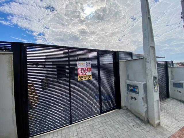 Casa / Sobrado para Venda em Joinville/SC Floresta 3 Quartos