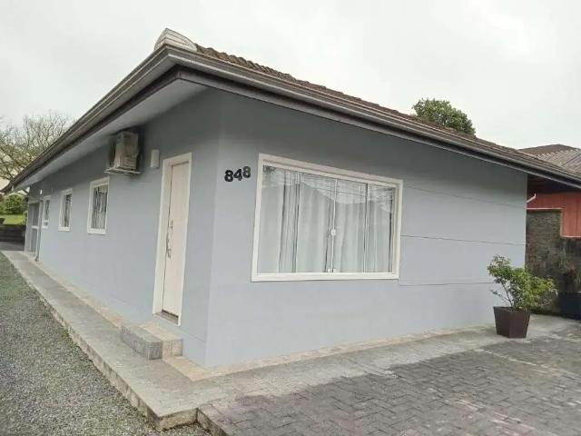 Casa / Sobrado para Venda em Joinville/SC Floresta 3 Quartos