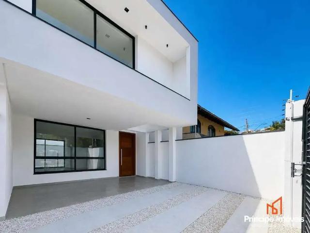 Casa / Sobrado para Venda em Joinville/SC Floresta 3 Quartos