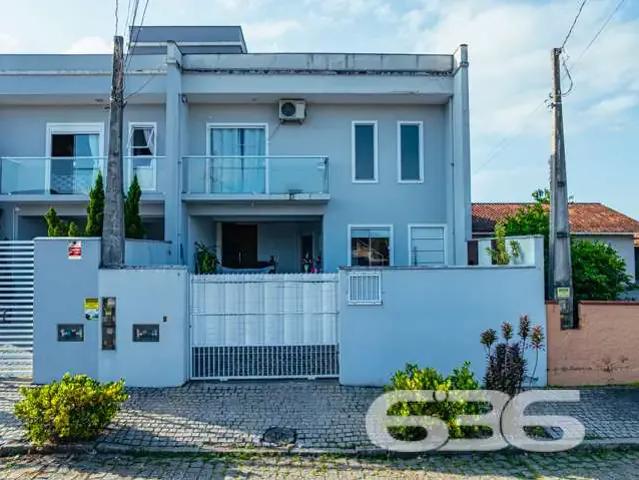 Casa / Sobrado para Venda em Joinville/SC Floresta 3 Quartos