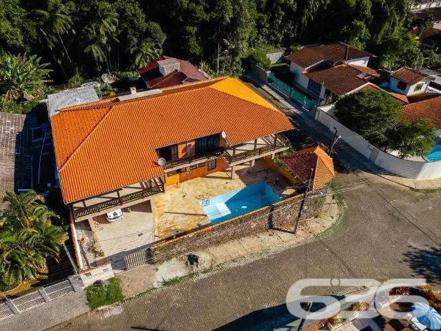Casa / Sobrado para Venda em Joinville/SC Floresta 3 Quartos