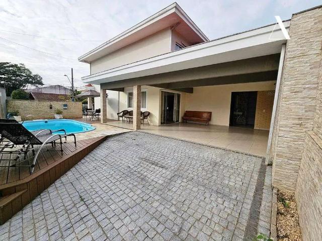 Casa / Sobrado para Venda em Joinville/SC Floresta 3 Quartos