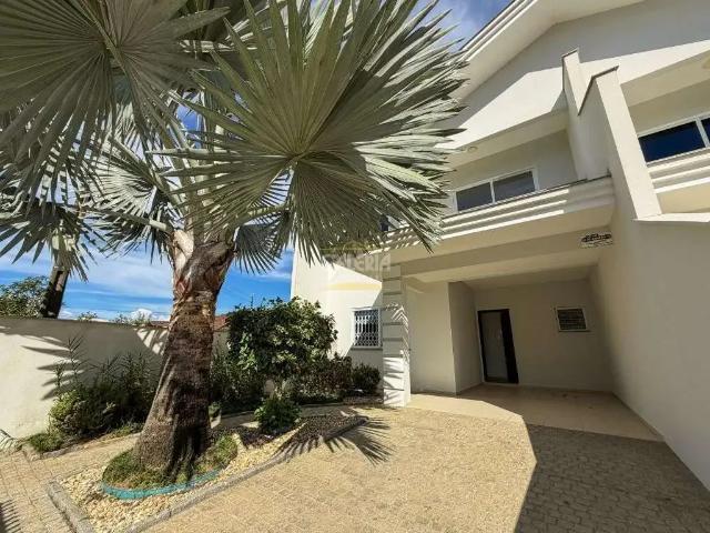 Casa / Sobrado para Venda em Joinville/SC Floresta 3 Quartos