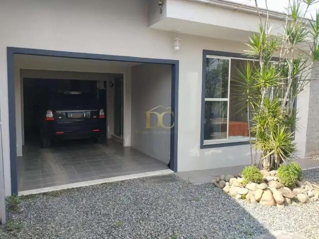Casa / Sobrado para Venda em Joinville/SC Floresta 3 Quartos