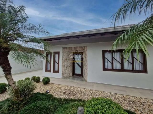 Casa / Sobrado para Venda em Joinville/SC Floresta 3 Quartos