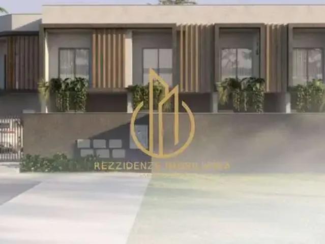 Casa / Sobrado para Venda em Joinville/SC Floresta 3 Quartos