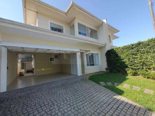 Casa / Sobrado para Venda em Joinville/SC Floresta 3 Quartos