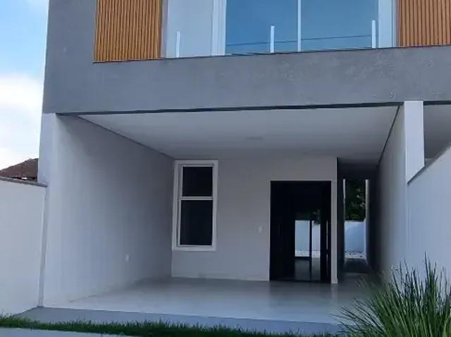 Casa / Sobrado para Venda em Joinville/SC Floresta 3 Quartos