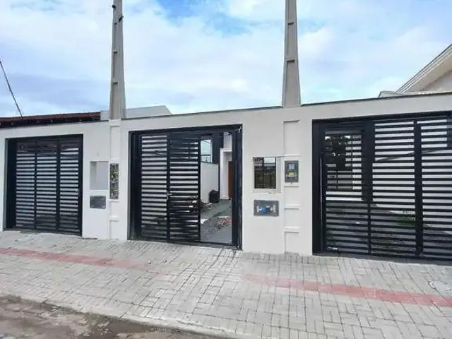 Casa / Sobrado para Venda em Joinville/SC Floresta 3 Quartos