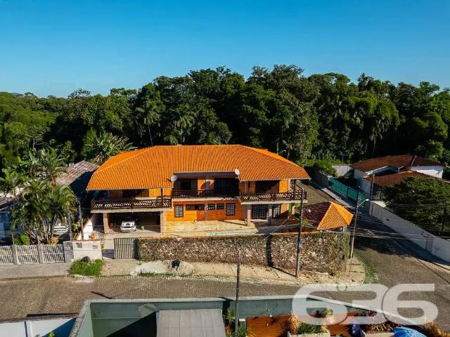 Casa / Sobrado para Venda em Joinville/SC Floresta 3 Quartos
