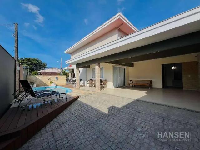 Casa / Sobrado para Venda em Joinville/SC Floresta 3 Quartos