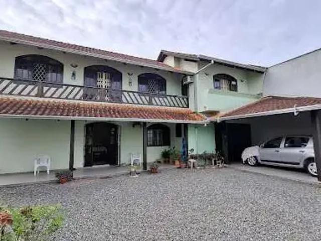 Casa / Sobrado para Venda em Joinville/SC Floresta 3 Quartos