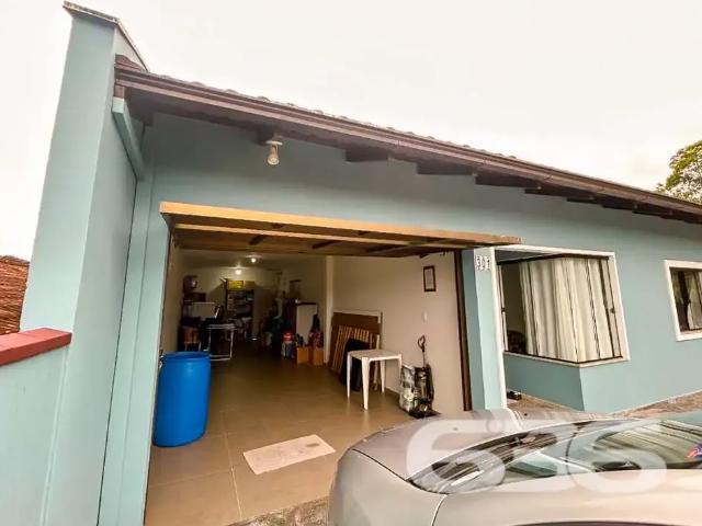 Casa / Sobrado para Venda em Joinville/SC Floresta 3 Quartos