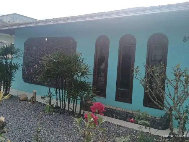 Casa / Sobrado para Venda em Joinville/SC Floresta 3 Quartos