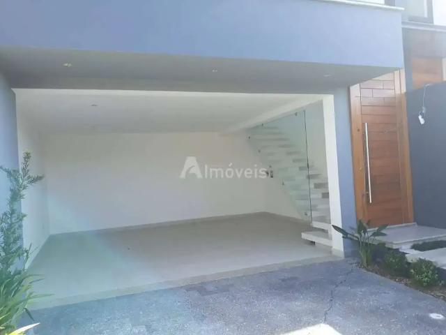 Casa / Sobrado para Venda em Joinville/SC Floresta 3 Quartos
