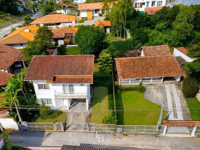 Casa / Sobrado para Venda em Joinville/SC Glória 3 Quartos