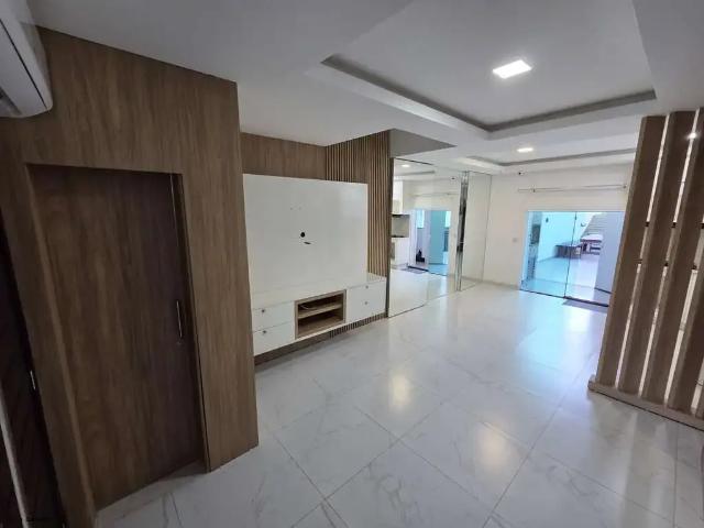 Casa / Sobrado para Venda em Joinville/SC Glória 3 Quartos
