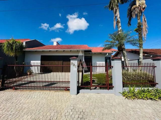 Casa / Sobrado para Venda em Joinville/SC Glória 3 Quartos