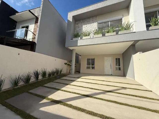 Casa / Sobrado para Venda em Joinville/SC Glória 3 Quartos