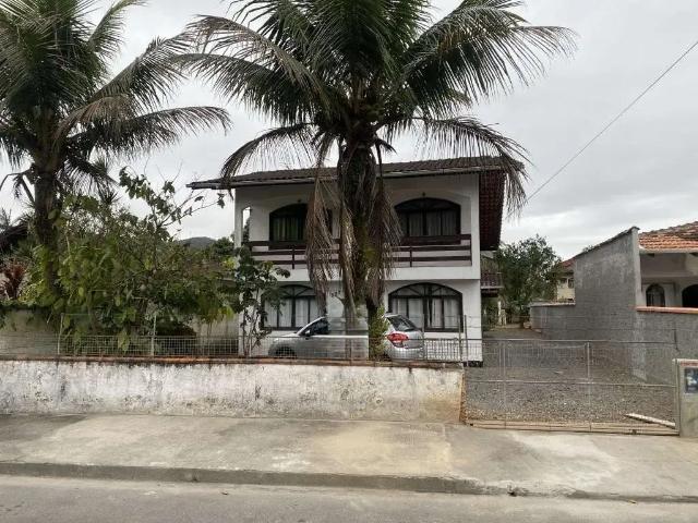 Casa / Sobrado para Venda em Joinville/SC Glória 3 Quartos