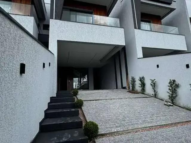 Casa / Sobrado para Venda em Joinville/SC Glória 3 Quartos