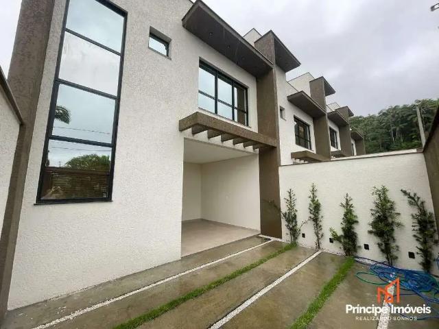 Casa / Sobrado para Venda em Joinville/SC Glória 3 Quartos