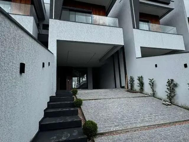 Casa / Sobrado para Venda em Joinville/SC Glória 3 Quartos