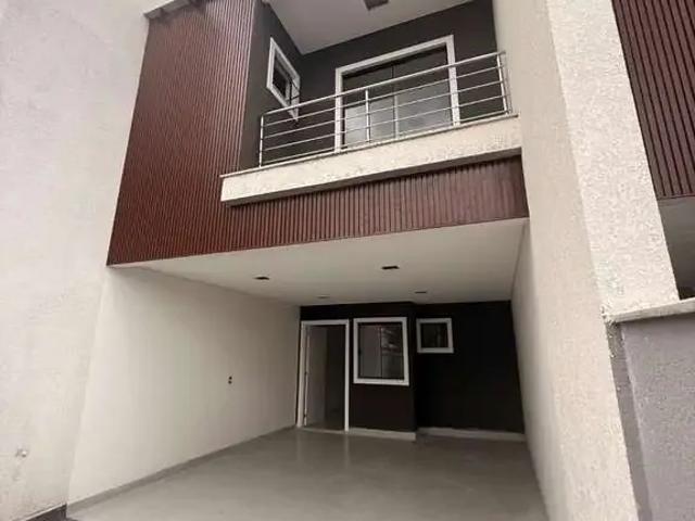 Casa / Sobrado para Venda em Joinville/SC Glória 3 Quartos