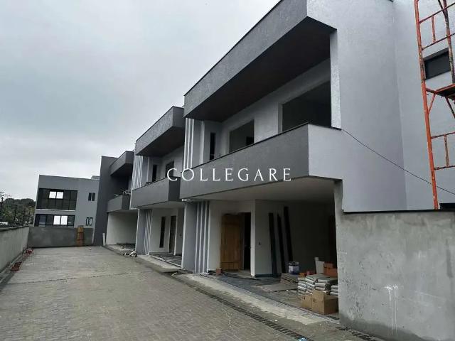 Casa / Sobrado para Venda em Joinville/SC Glória 3 Quartos
