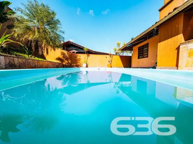 Casa / Sobrado para Venda em Joinville/SC Glória 4 Quartos