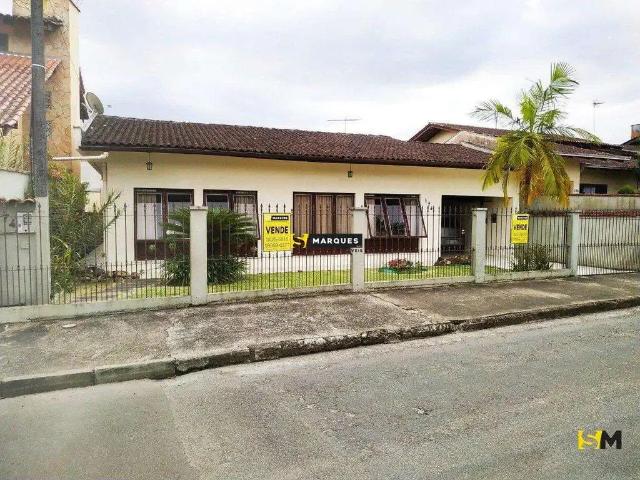 Casa / Sobrado para Venda em Joinville/SC Glória 4 Quartos