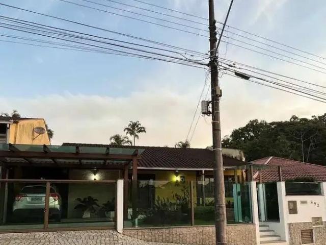 Casa / Sobrado para Venda em Joinville/SC Glória