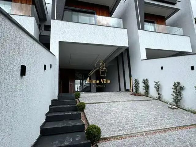 Casa / Sobrado para Venda em Joinville/SC Glória
