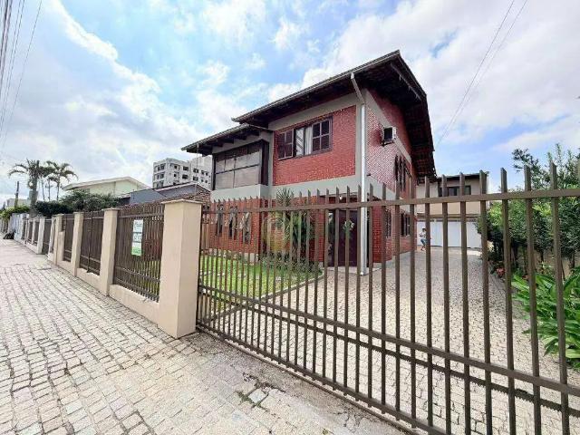 Casa / Sobrado para Venda em Joinville/SC Guanabara 3 Quartos