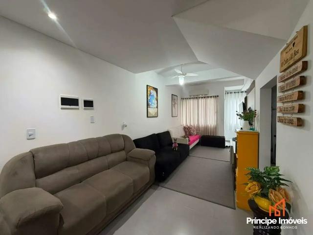 Casa / Sobrado para Venda em Joinville/SC Guanabara 3 Quartos