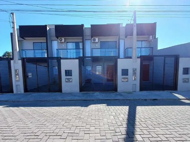Casa / Sobrado para Venda em Joinville/SC Guanabara 2 Quartos