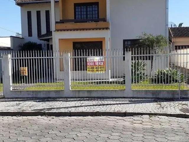 Casa / Sobrado para Venda em Joinville/SC Guanabara 4 Quartos