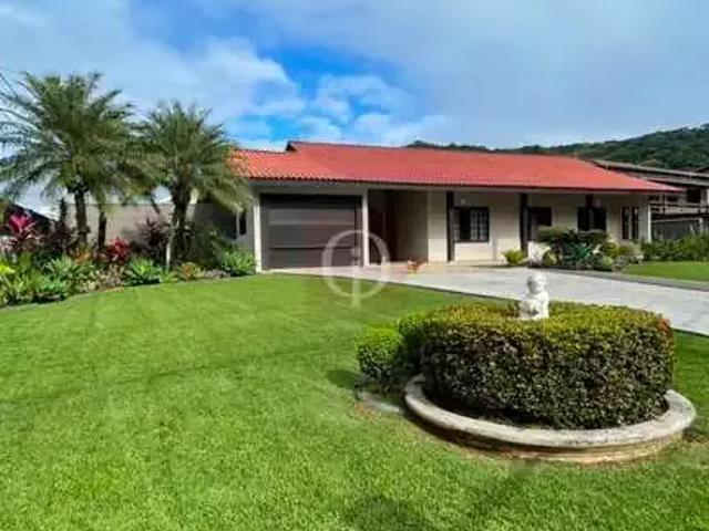 Casa / Sobrado para Venda em Joinville/SC Iririú 3 Quartos