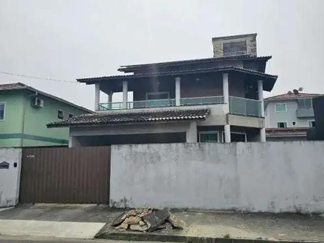 Casa / Sobrado para Venda em Joinville/SC Iririú 3 Quartos