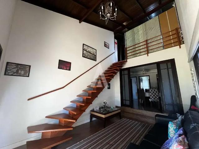 Casa / Sobrado para Venda em Joinville/SC Iririú 3 Quartos