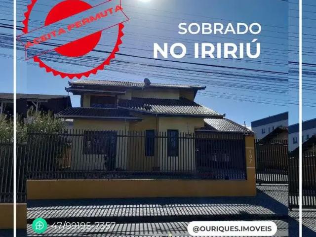 Casa / Sobrado para Venda em Joinville/SC Iririú 3 Quartos