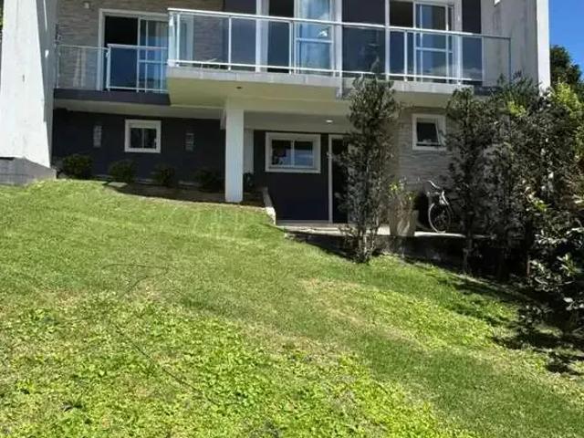 Casa / Sobrado para Venda em Joinville/SC Iririú 3 Quartos