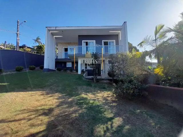 Casa / Sobrado para Venda em Joinville/SC Iririú 3 Quartos
