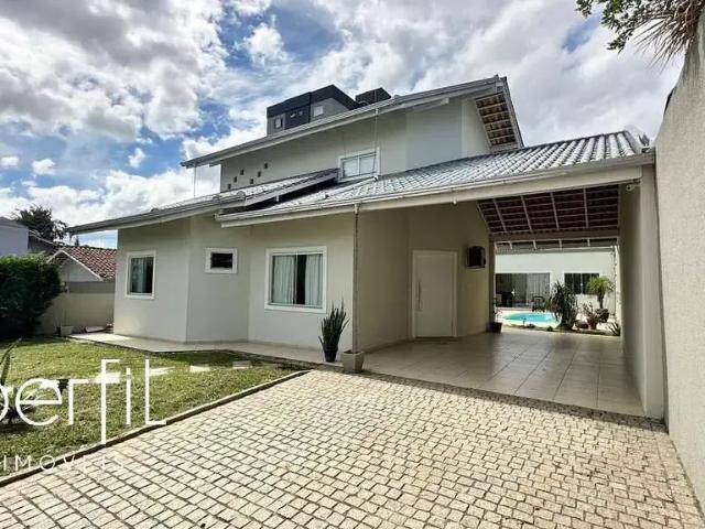 Casa / Sobrado para Venda em Joinville/SC Iririú 2 Quartos